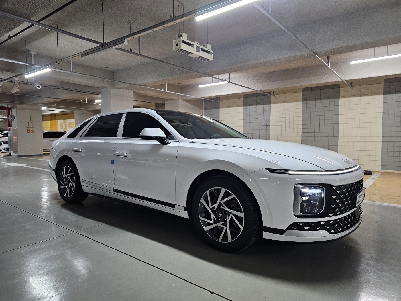 그랜저 GN7_3.5LPi_2WD_프리미엄_25MY > 신차장기렌트 | 제트카